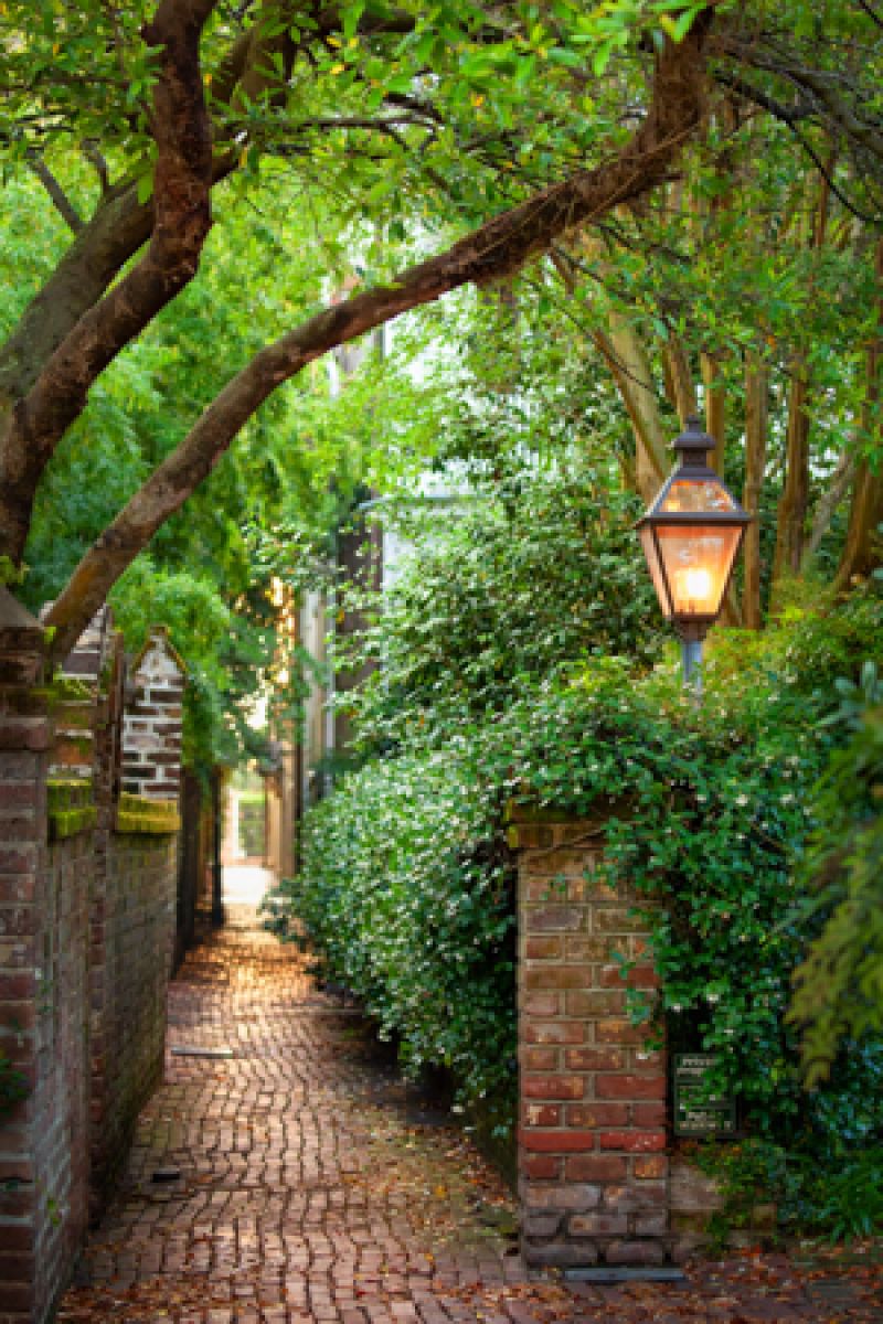 Welcome To Charleston| Charleston Magazine | Charleston, SC